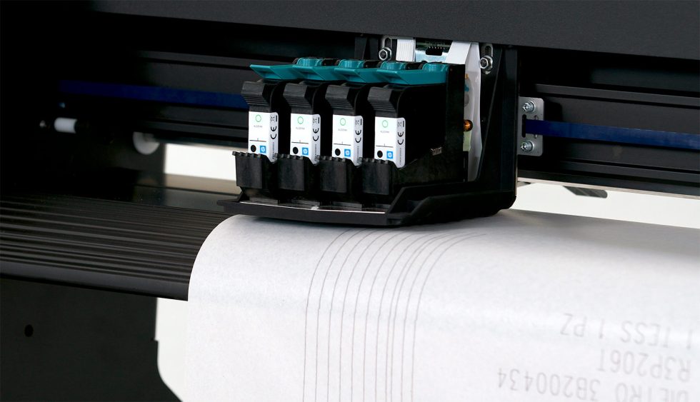 ALGOTEX - Plotters for the apparel, automotive and furniture industry.